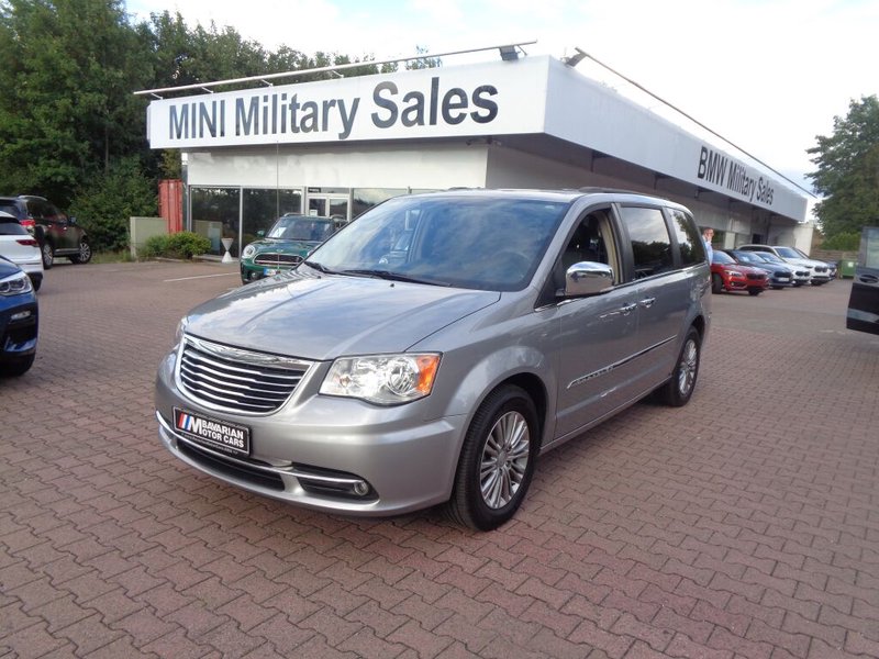 Chrysler Town and Country Extended Passenger VanTouring - Tax Free ...