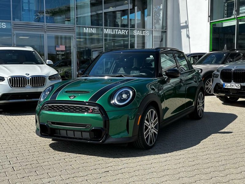 MINI Cooper S Hardtop 4 Door - Tax Free Military Sales in Würzburg ...
