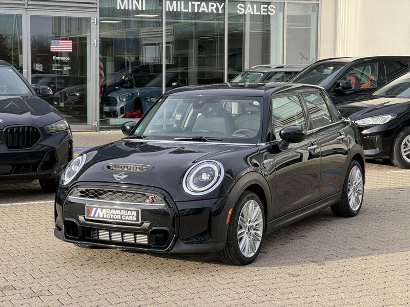 MINI Cooper S Hardtop 4 Door - Tax Free Military Sales in Würzburg ...